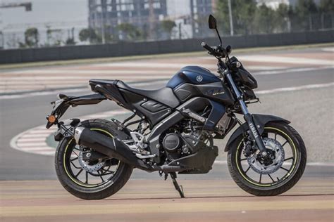 Best Sports Bikes Under Lakh In India Geeky Soumya