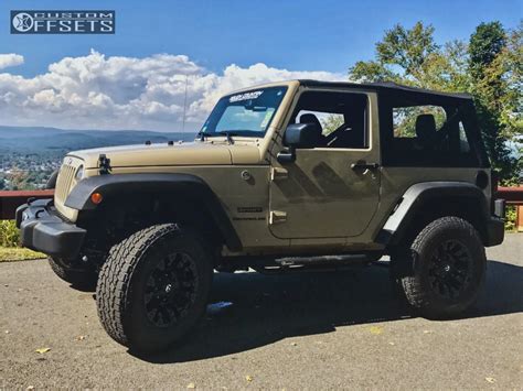 Rough Country 2 5 Suspension Lifts For 07 17 Jeep Wrangler 18 Jeep