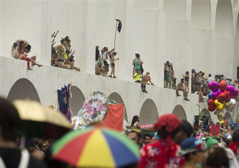 Casas noturnas da Lapa reclamam de prejuízo no carnaval e culpam a