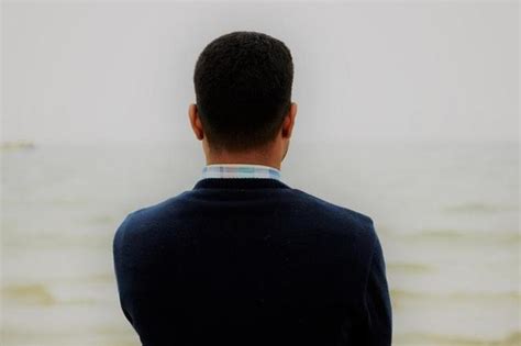 Jak radzą sobie mężczyźni single w Polsce Stereotypy dają im się we