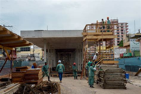 Arthur Neto vistoria obras de mobilidade urbana em conclusão e diz é