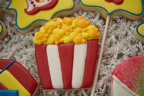 Popcorn For A Carnival Birthday Circus Cookies Cookie Decorating
