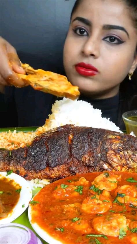 Ashifa ASMR Eating Spicy Fish Curry Fish Fry Seafood Rice Big Bites