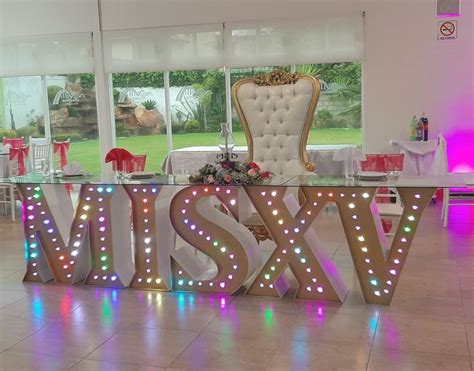 Mesa Elegante Mesa Principal MIS XV Para Fiesta Centros De Mesa