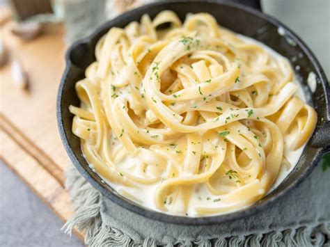 O Fettuccine Alfredo Original Esse Molho