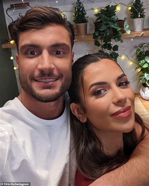Love Island s Ekin Su Cülcüloğlu flashes her legs in a thigh split