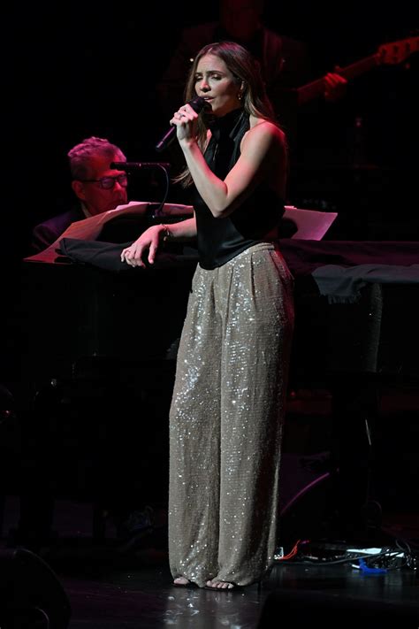 KATHARINE MCPHEE Performs At An Intimate Evening With David Foster In
