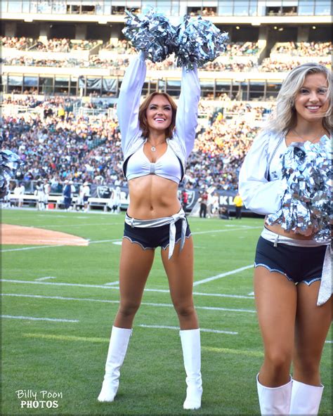 2019 Oakland Raiderette Mackenzie Football S Fabulous Fem Flickr