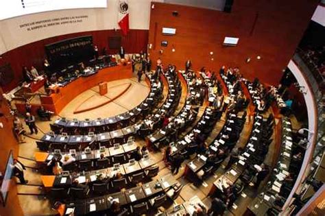 Hijo de Dante Delgado y jueza depuesta van por la senaduría por parte