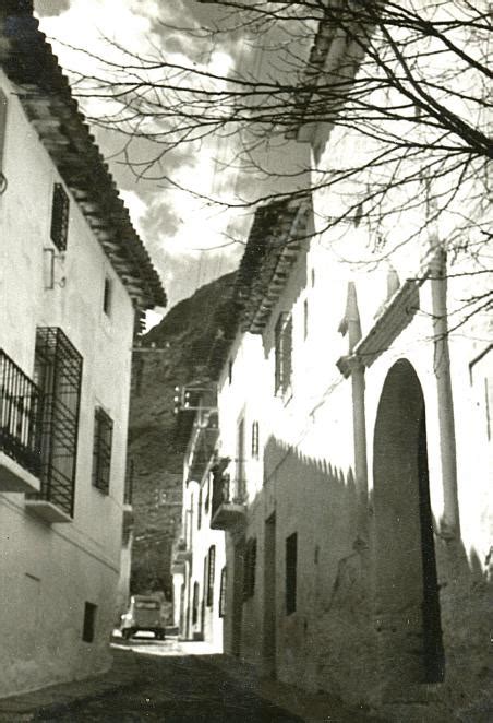 Iglesia Y Su Calle Alicun De Ortega Granada