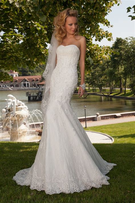 Robe de mariée sirène droite et fourreau Oksana Mukha Paris