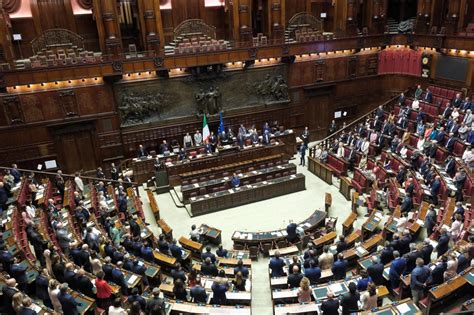Dl Migranti ok Camera a fiducia con 164 sì e 94 no LaPresse