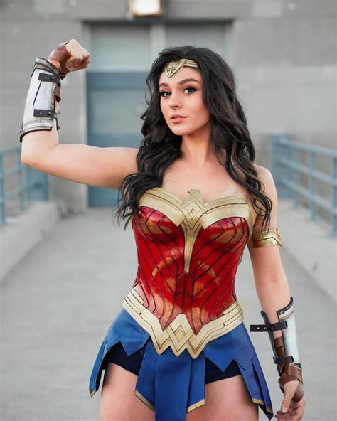 Wonder Woman Cosplay By Taya Miller 9GAG