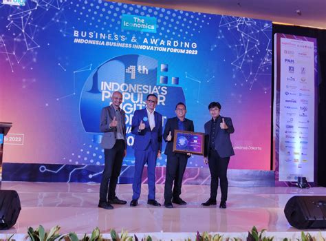 United Tractors Sukses Meraih Penghargaan Indonesia Top Digital