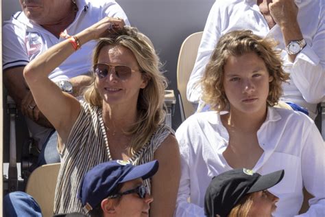 Photo Sarah Poniatowski Lavoine et son fils Roman Célébrités dans