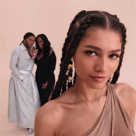 Zendaya Updates On Twitter Zendaya Law Roach Sheika Daley For