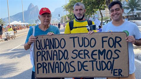 PEC Das Praias Manifestantes Protestam Em Ipanema