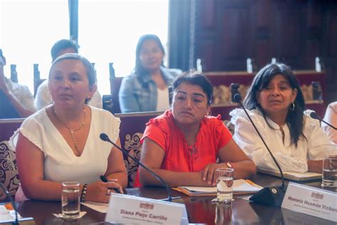 Presidenta Dina Boluarte sostiene reunión con alcaldes provinciales y