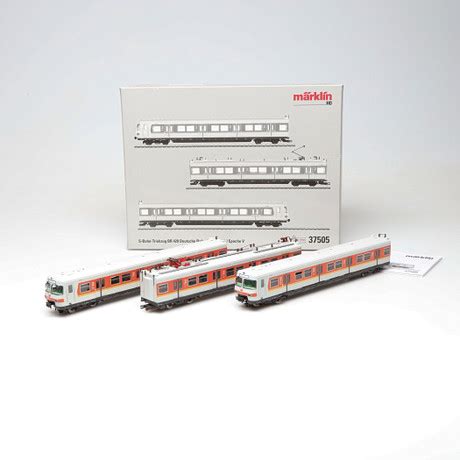 MÄRKLIN HO 37505 3 delar S Bahn Triebzug BR 420 av Deutsche Bahn AG