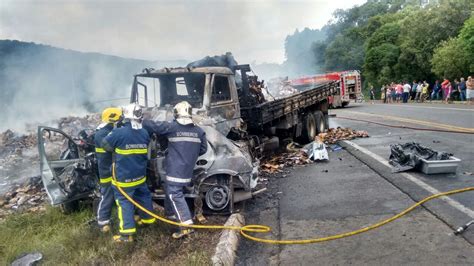 Feriado prolongado de Natal termina 16 mortes em rodovias do Paraná