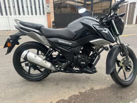 TVS MOTO RAIDER 125 TVS MODELO 2024 EDICIÓN ESPECIAL tweedehands De
