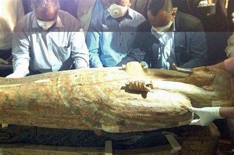 Penemuan Mumi Berusia 2 700 Tahun Hebohkan Mesir Okezone News