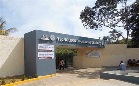 Estudiantes Del Tec Ometepec Se Desnudan Durante La Novatada El Faro