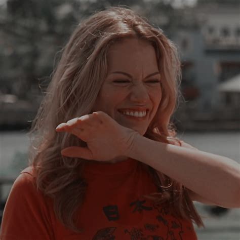 Pin By Theresa Marie On Wallpapers In 2022 Haley James Scott James Scott One Tree Hill