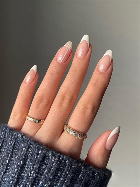 15 Classy Wedding Nails Styles Tips And Trends DPF