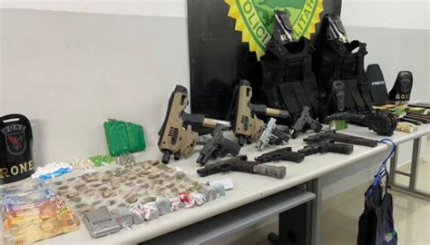 Terror no Parolin em Curitiba confrontos a polícia e sete mortes