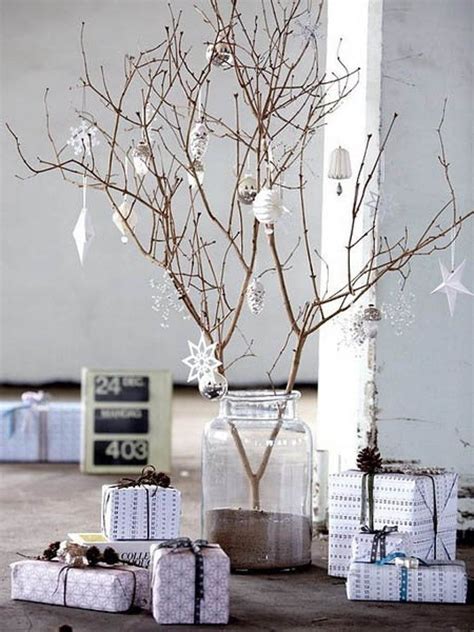 Sé original esta Navidad y crea tu propio árbol utilizando ramas secas