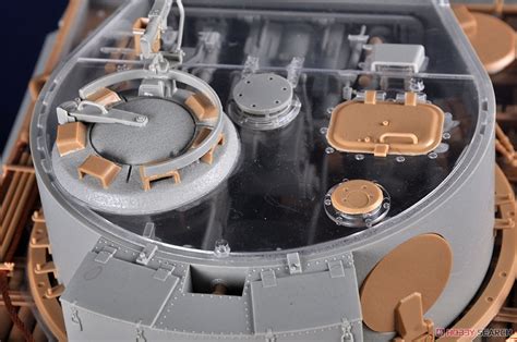 Pz Kpfw VI Ausf E Sd Kfz 181 Tiger I Late Production Plastic Model