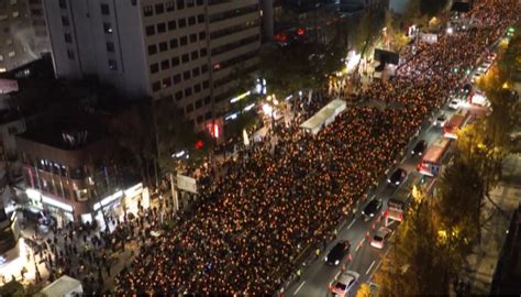 Vigilias En Corea Del Sur Por Las V Ctimas De La Tragedia De Halloween