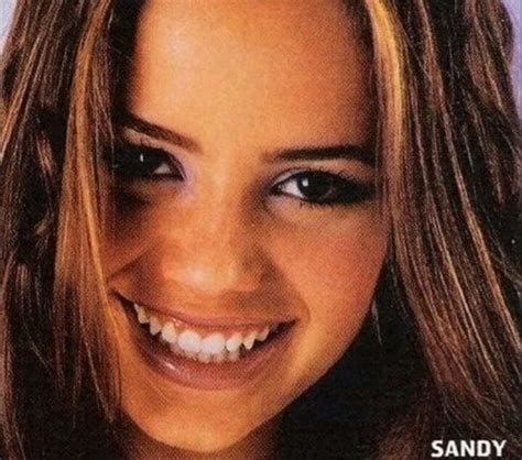 Pin De Divas Super Poderosas Em Sandy Leah Lima Sandy Cantora Atriz