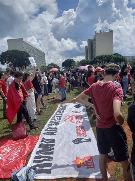 Campanha Nacional pelo Direito à Educação on Twitter Brasília DF