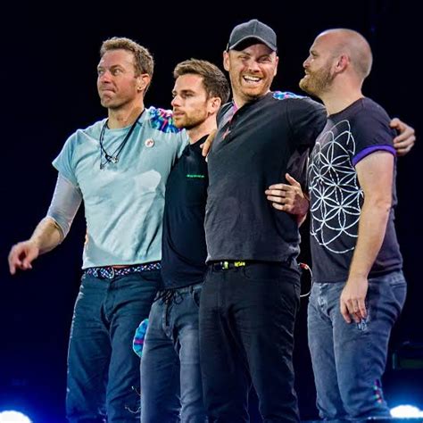 Tristeza para os fãs Coldplay anuncia adiamento dos shows no Brasil