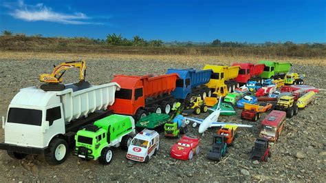 Wadidaw Mobil Truk Tronton Panjang Bongkar Mobil Mobilan Oleng