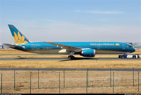 VN A867 Vietnam Airlines Boeing 787 9 Dreamliner Photo By Davide Della