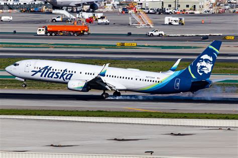 Alaska Airlines Boeing 737 990ER WL N273AK Registrati Flickr