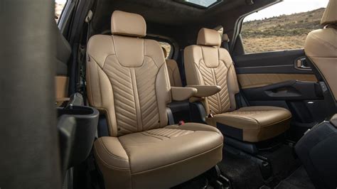 Kia Sorento Takes On Telluride S Tough Look