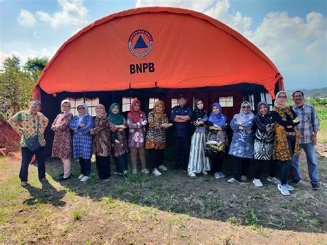 Fakultas Ilmu Administrasi Universitas Dr Soetomo
