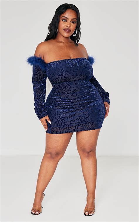 Plus Robe bustier bleu marine dévorée épaules dénudées bordure