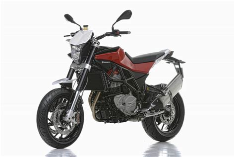Ficha técnica de la Husqvarna Nuda 900 R ABS 2013 Masmoto es