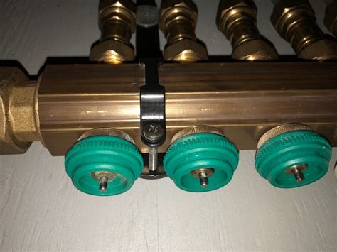 Wirsbo Uponor Radiant Manifold Heating Help The Wall