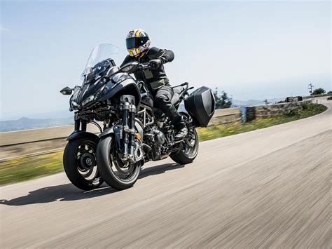 2023 Yamaha Niken GT First Ride Review Motorcyclist
