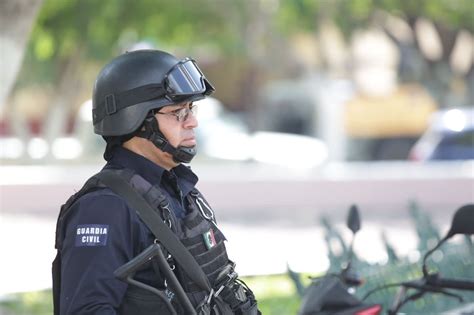 SSP SSP Sedena y GN aseguran 20 artefactos explosivos en Apatzingán