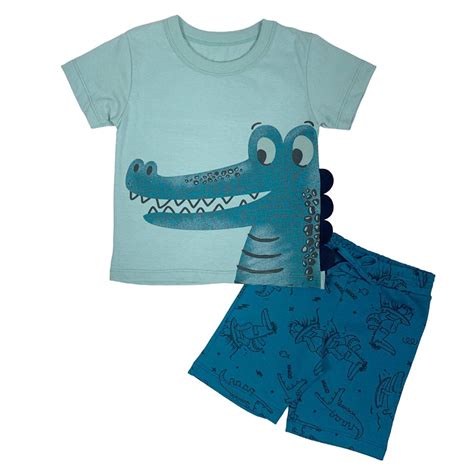 Conjunto curto infantil camiseta curta verde estampa jacaré e bermuda