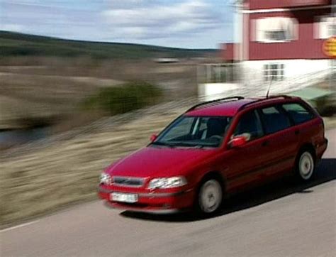 IMCDb org 1998 Volvo V40 T4 Gen 1 in Volvo 1927 2002 75 år med