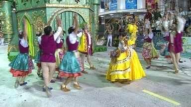 Jornal do Almoço SC Repórter do JA de Blumenau vira passista em