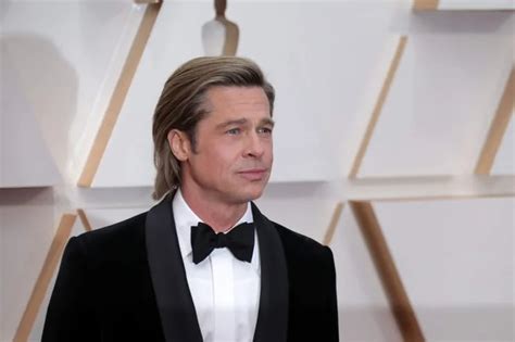 Brad Pitt con 60 años un físico impecable asentado en la élite y un